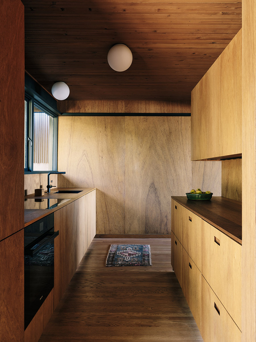 Kontextur Interview: 26/001 – Mork-Ulnes